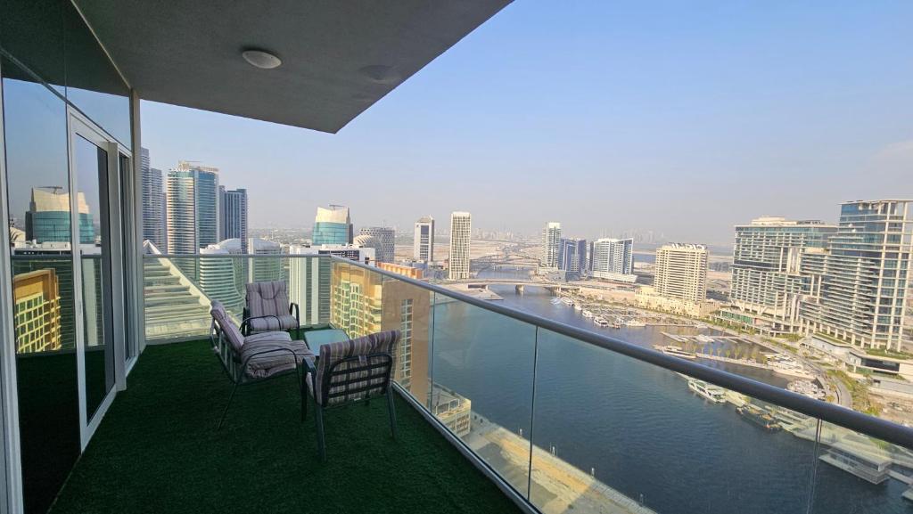 MH - Luxurious 2BR with Spectacular Canal View REF2516, Dubai (preços ...