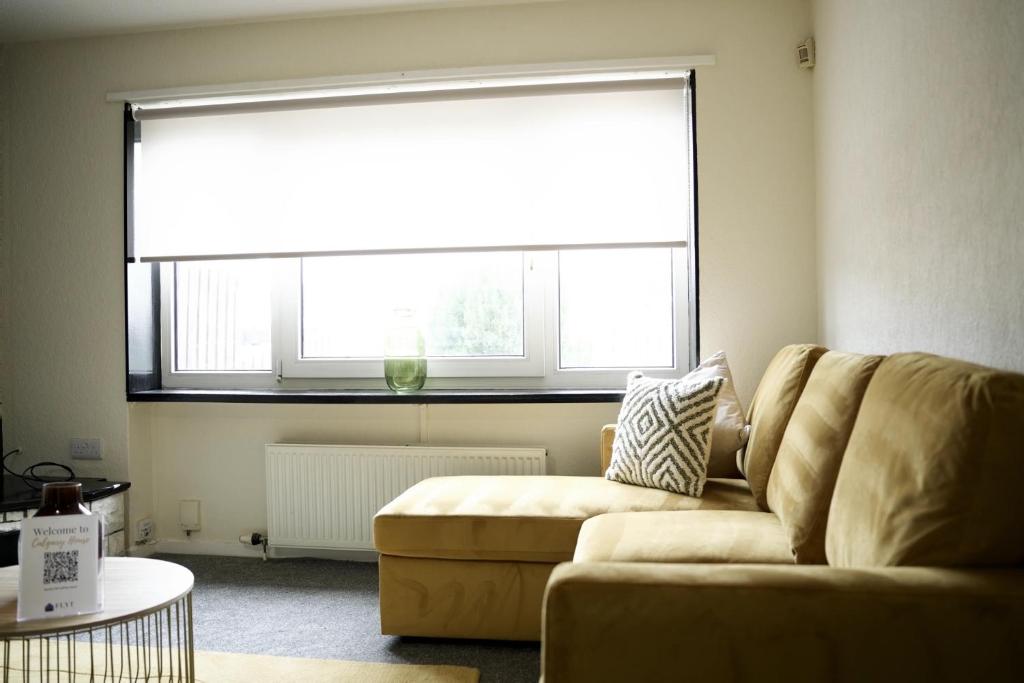 Calgary House, Livingston (updated prices 2025)