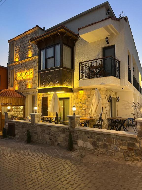 Rodones 1924, Urla (precios actualizados 2026)