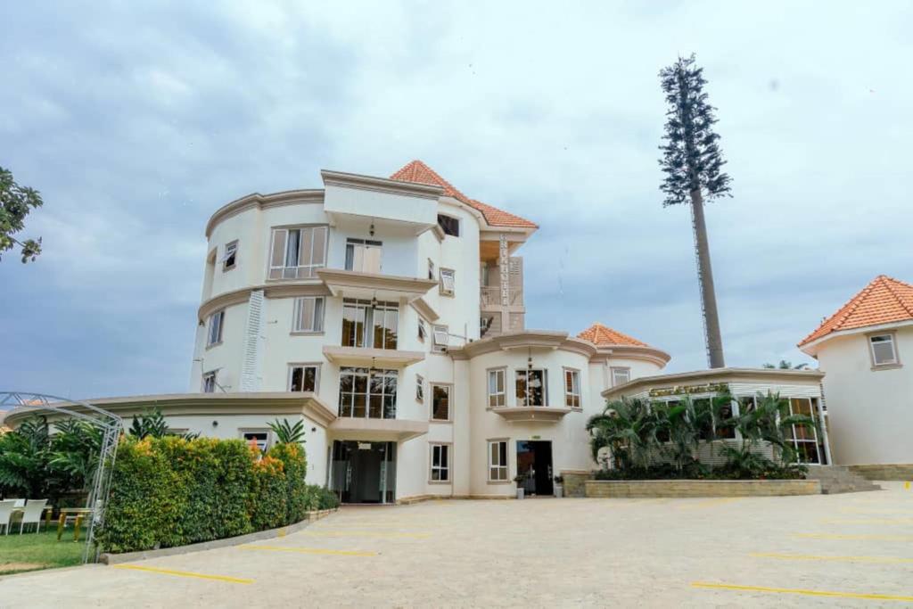 Grik Hotel - Entebbe, Entebbe (updated prices 2025)
