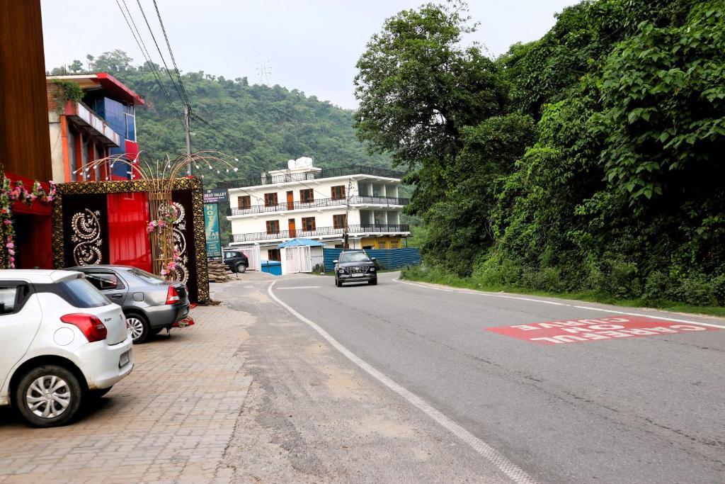 Hotel River Bank, Mandi (preços atualizados para 2025)
