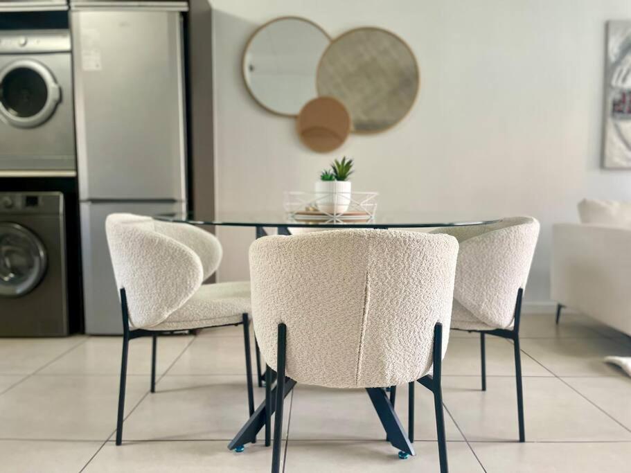 Work & Leisure Fourways, Sandton, Sandton (updated prices 2025)