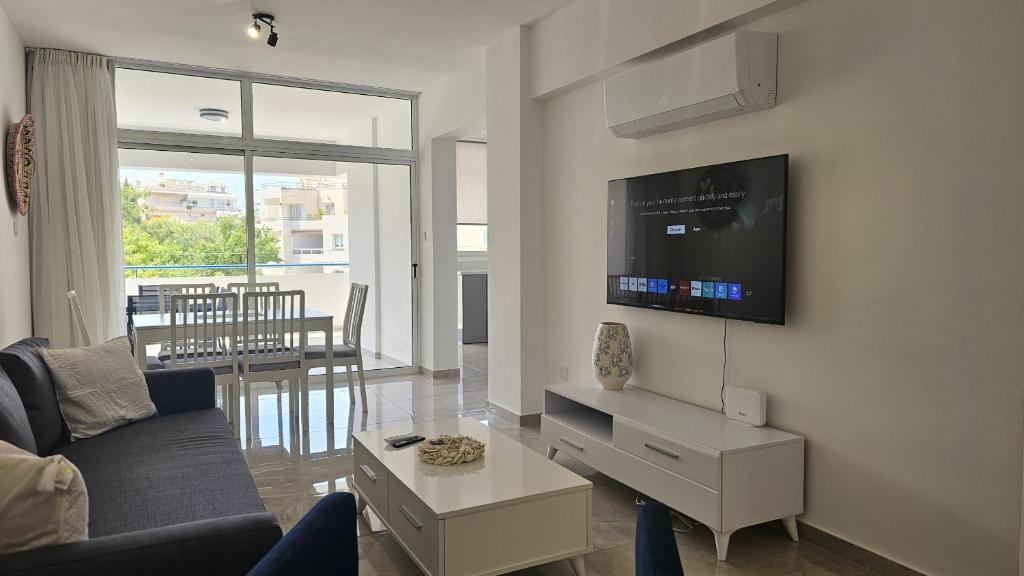 STAY Local Apartment, Larnaka (updated prices 2025)