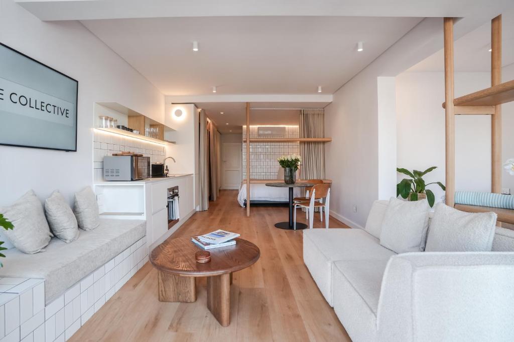 Seaside 8 - Stylish Seaside Studio with Balcony, Cape Town (updated ...