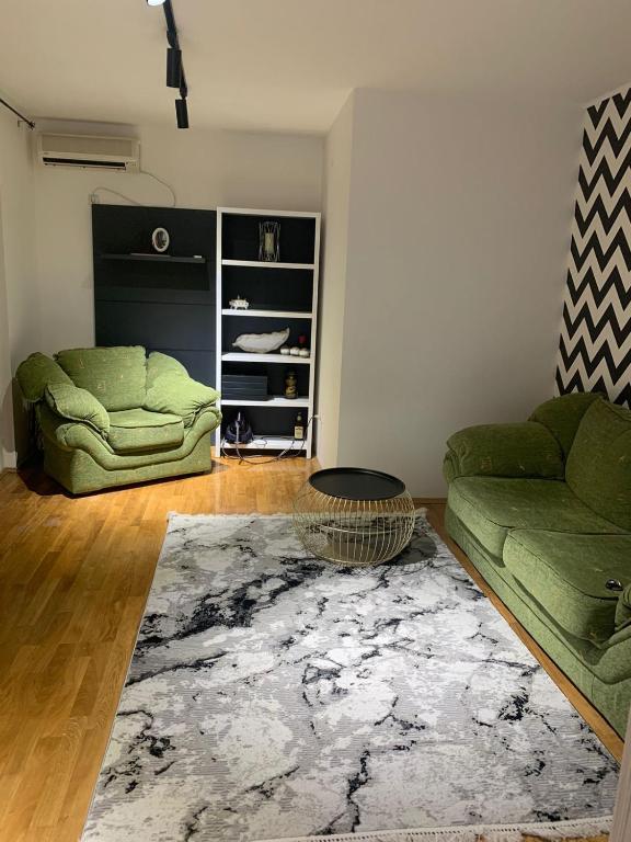 Njaro del mar 16, Petrovac na Moru (updated prices 2026)