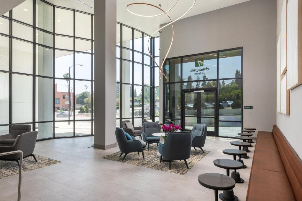 Holiday Inn & Suites Monterey Park – Los Angeles by IHG, Monterey Park ... Holiday Inn & Suites Monterey Park – Los Angeles by IHG, Monterey Park ...