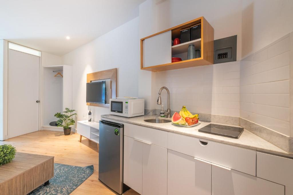 Quiet Stylish Studio, Smart Tv, Six Flags 1k, Ciudad de México (precios ...