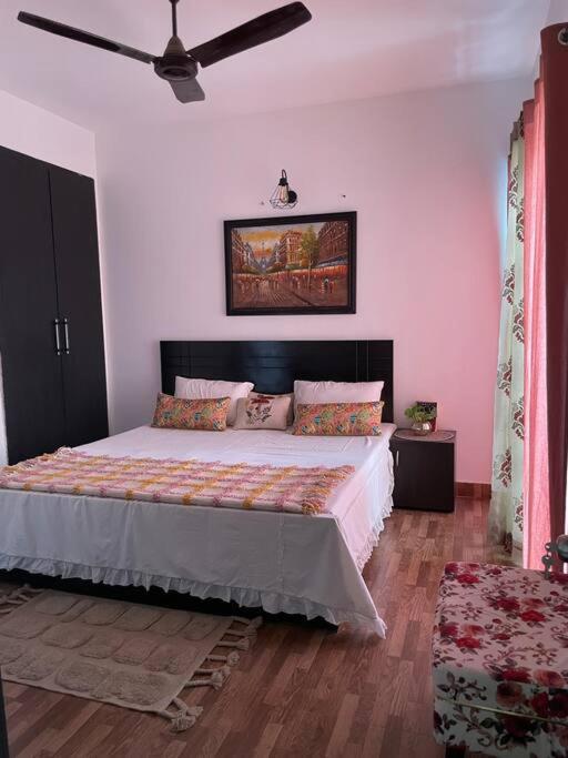 Happy Hive Noida, Noida (updated prices 2025)