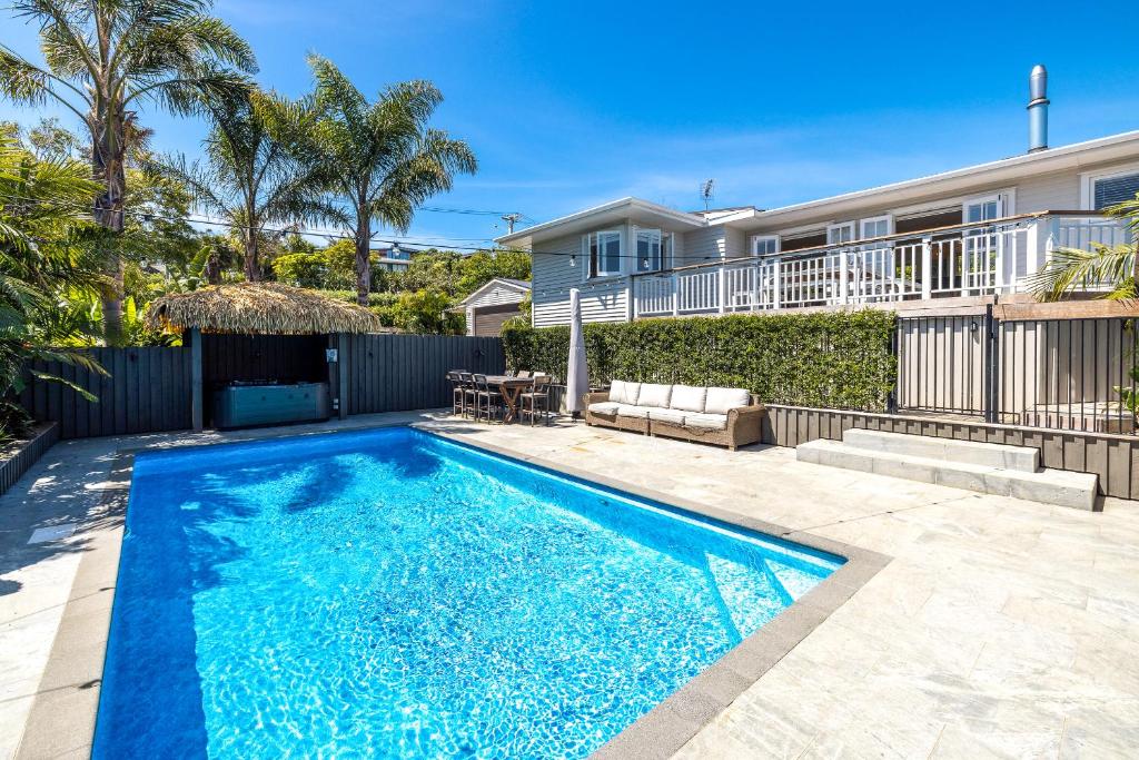 Aloha Cottage with Pool & Spa, Waiheke, Oneroa (updated prices 2026)