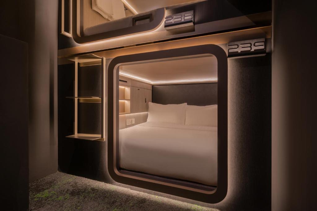 Cube Social Boutique Capsule Hotel at Boat Quay, Singapore (updated prices 2025)