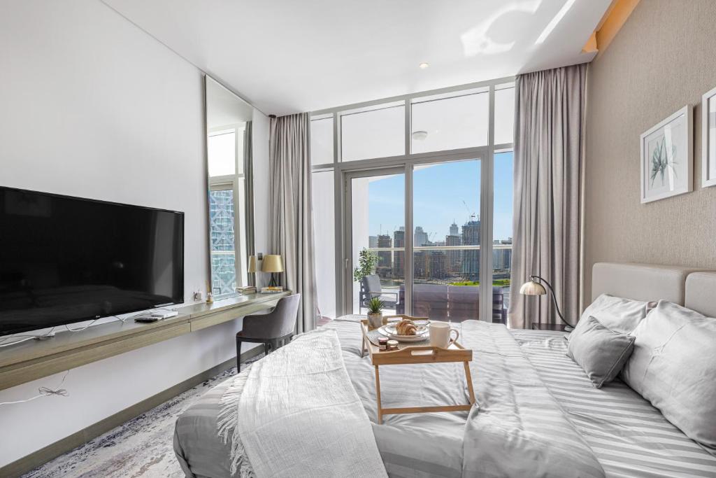 Luxury studio apartment with Bay view in Business Bay, Dubai (harga ...
