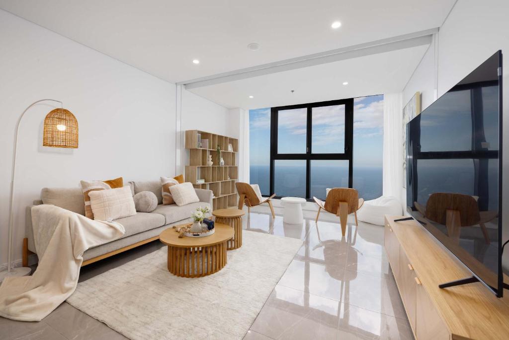 Panoramic Sea view Spectacular Vista Highrise 2BR, Gold Coast (updated ...