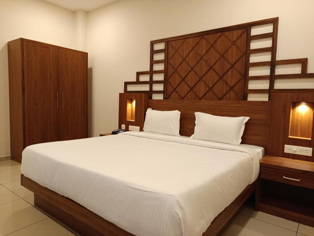 Misty Dale Luxury Resort & Spa, Anachal (updated prices 2025)