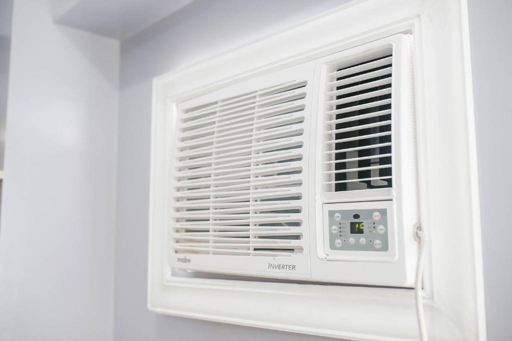 Kuki's Place in Sunvida Tower B28-SM City Cebu, Mabolo (updated prices ...