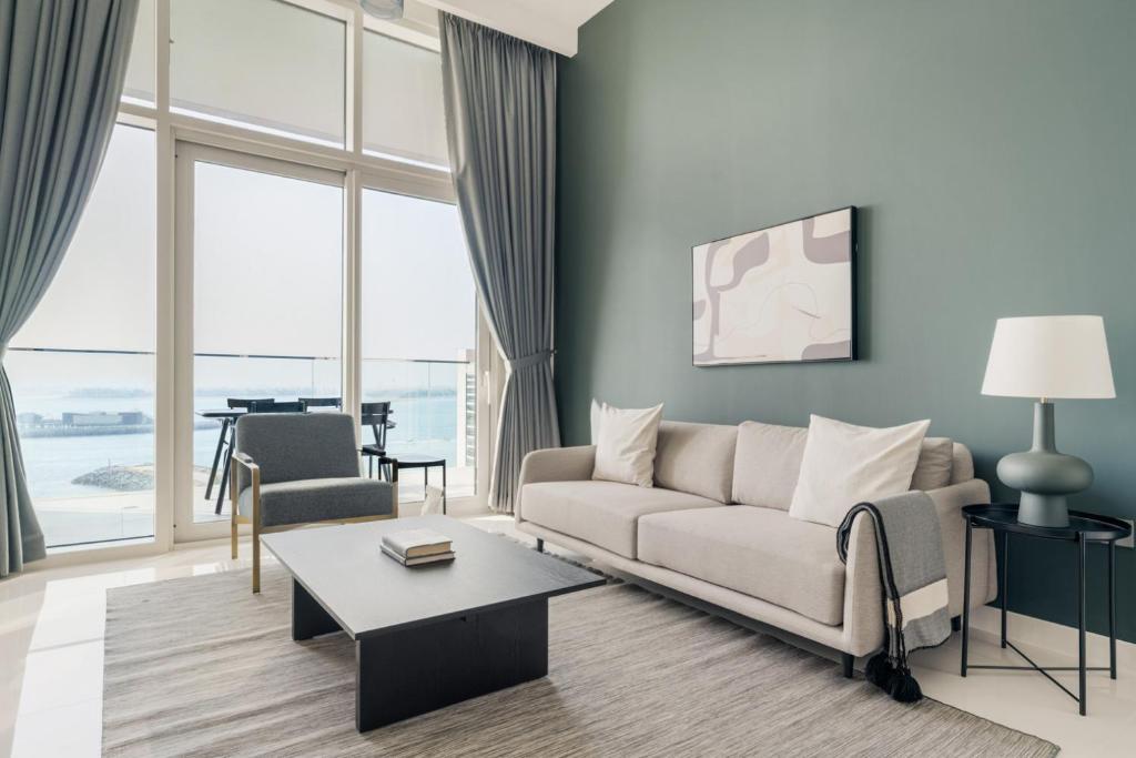 Blueground Sunrise Bay Tower 1 sea view gym DXB-1038, Dubai ...