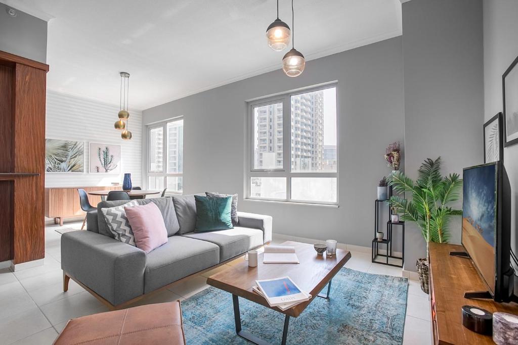 Blueground Downtown BK view pool gym DXB-289, Dubai (updated prices 2026)