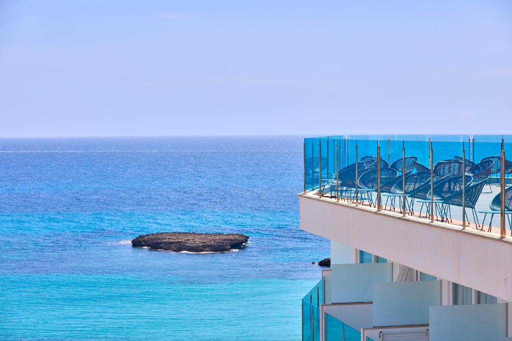Universal Hotel Perla, S'Illot (updated prices 2025)