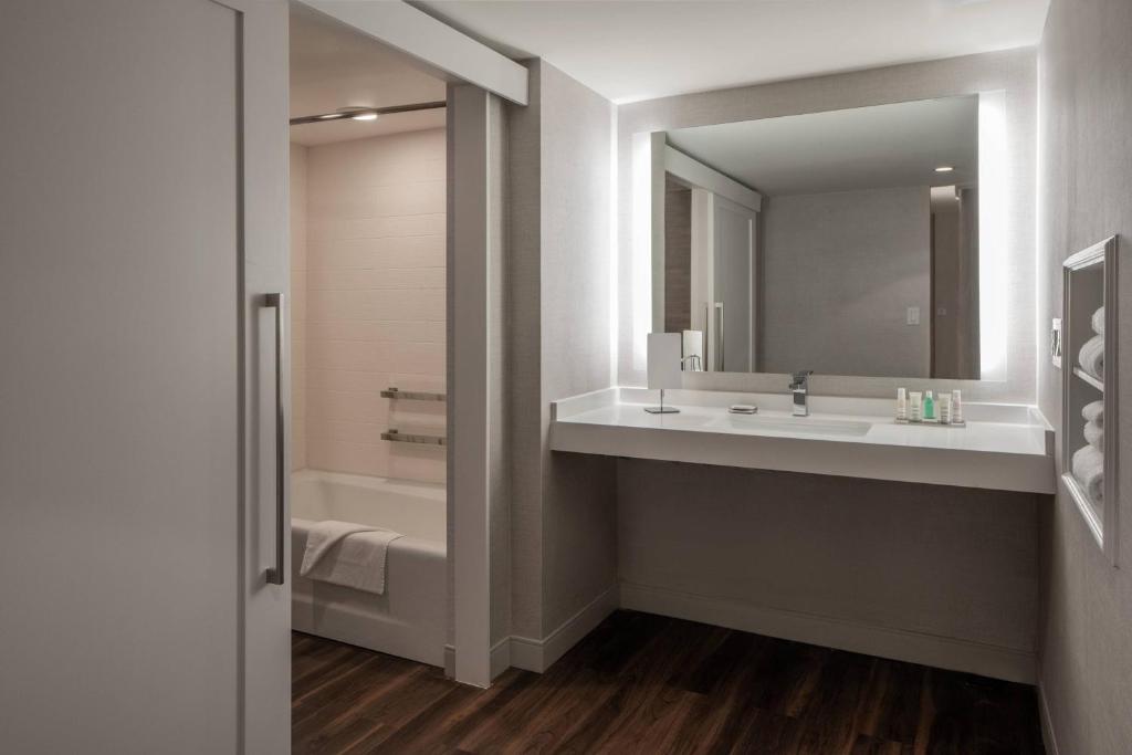 Tysons Corner Marriott, Tysons Corner (updated prices 2025)