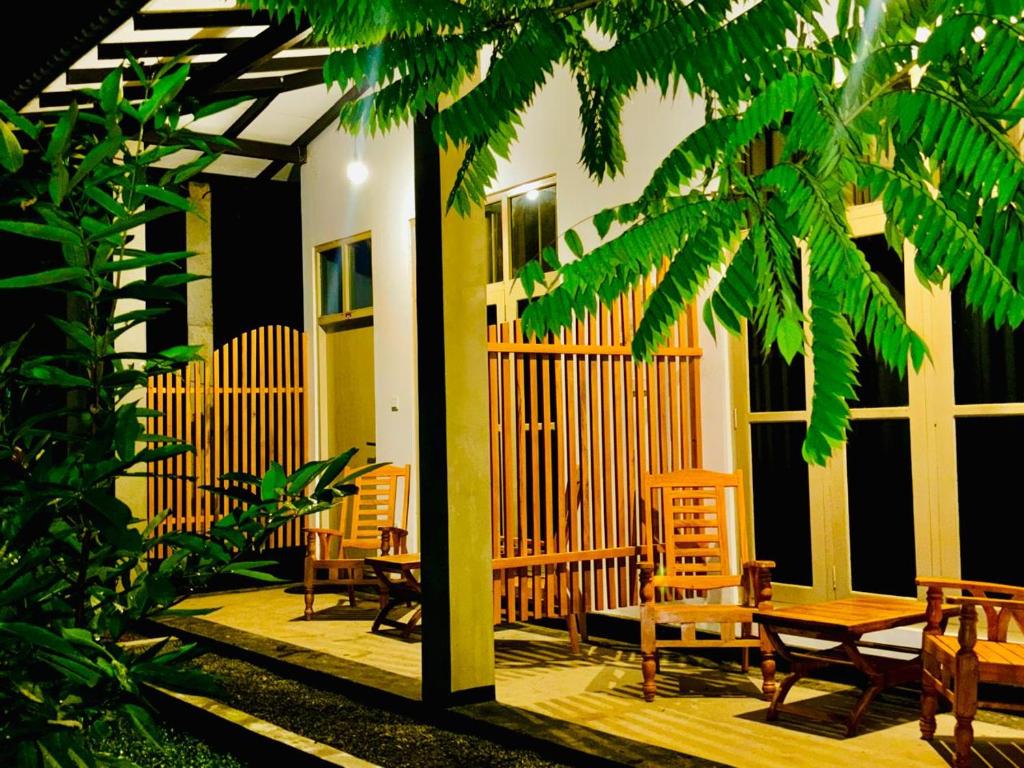 Shine Rich Home, Mihiripenne (updated prices 2025)