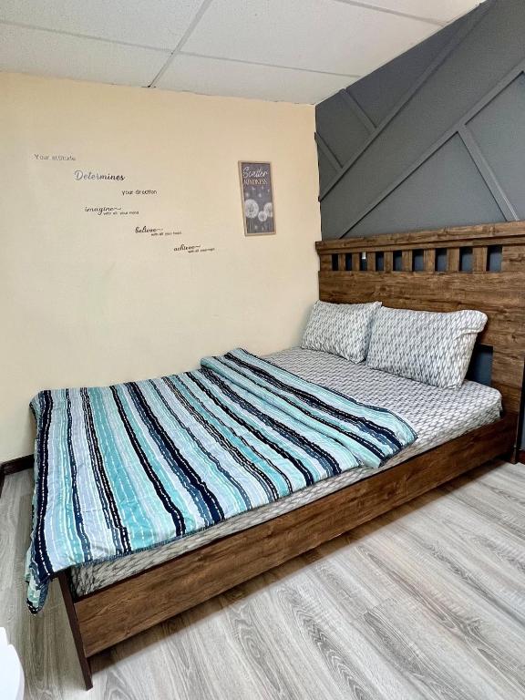 R6 Room Near Airport, Mississauga (updated prices 2025)