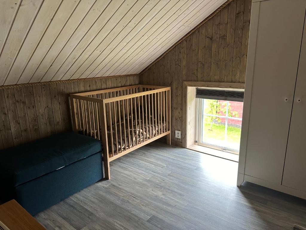 Lofoten- Feriehus Fjøsen, Ørsvåg (updated prices 2025)