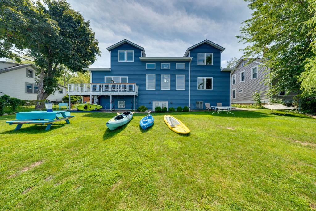 Waterfront Lake Como Home with Private Pier!, Lake Geneva (updated ...