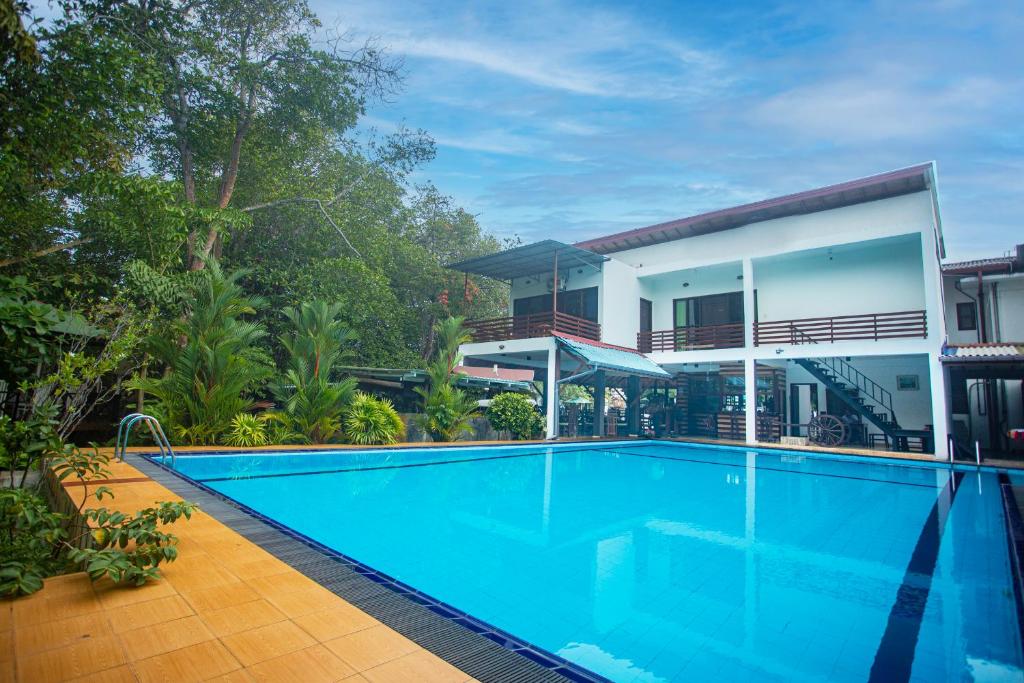 THE Mangrove cave Hotel, Balapitiya (updated prices 2026)
