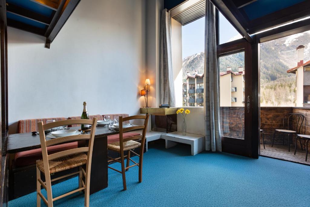 Résidence Grand Roc - Ancolies 228 - Happy Rentals, Chamonix-Mont-Blanc ...