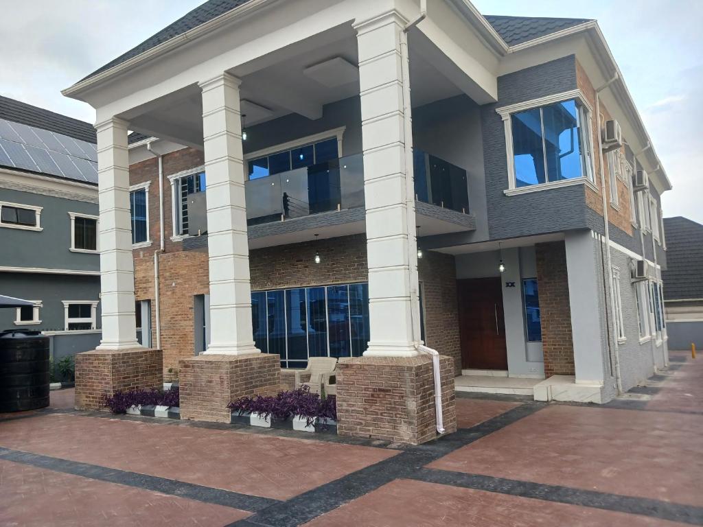 Ruston Castle - 3 bedroom duplex at Carlton Gate Estate, Ibadan ...