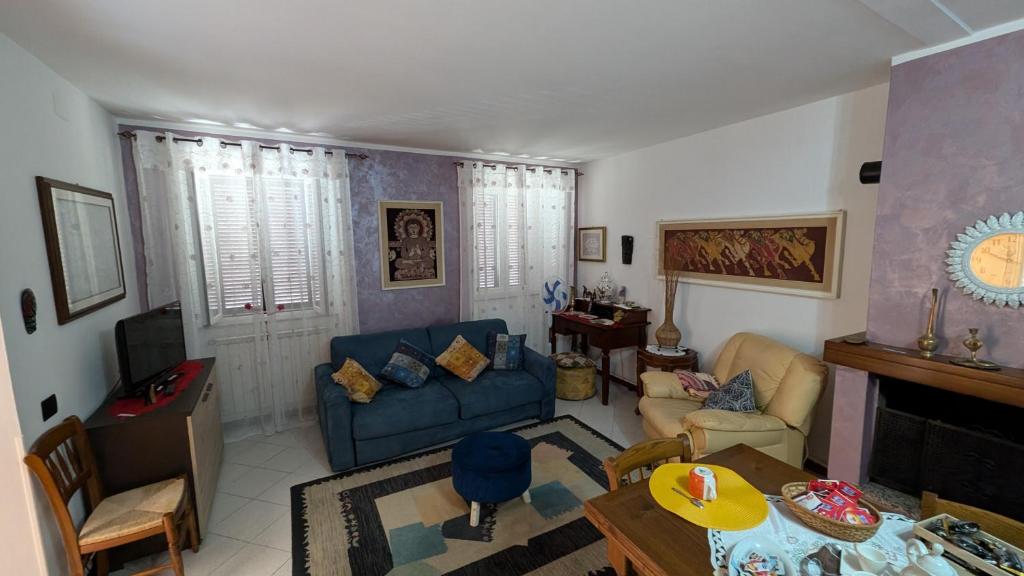 Appartamento a Fossato di Vico, Fossato di Vico (precios actualizados 2025)