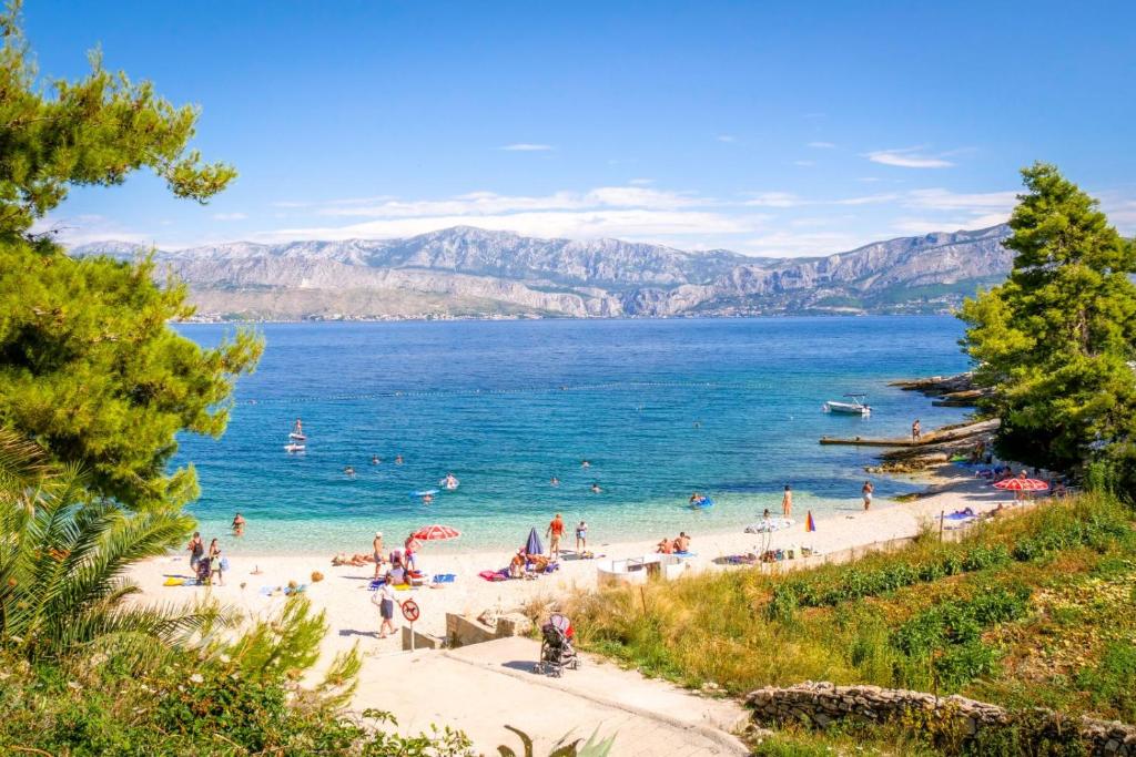 Apartments Levanat above the beach, Postira (updated prices 2026)