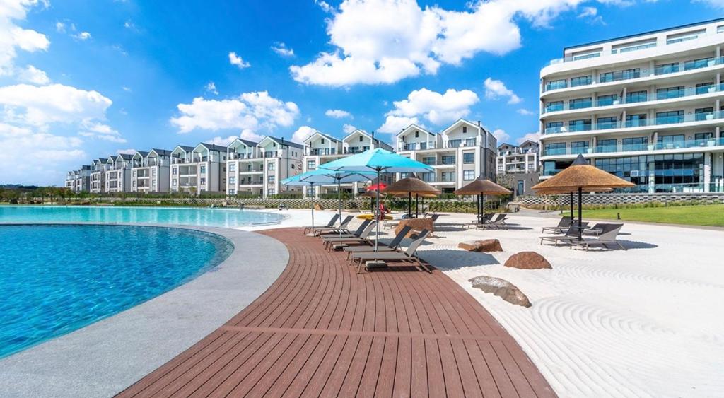 Waterfall Paradise Entire Executive 1 Bed Apt, Midrand (updated prices ...