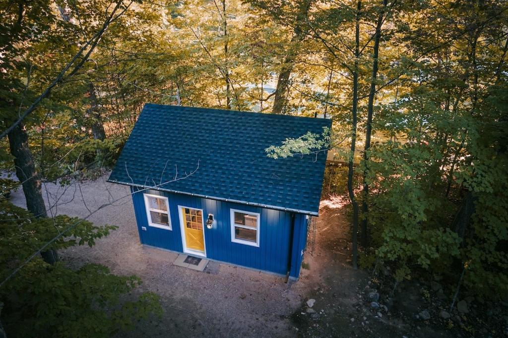 Blue Dreams Of Lake Simcoe, Hawkestone (updated prices 2025)