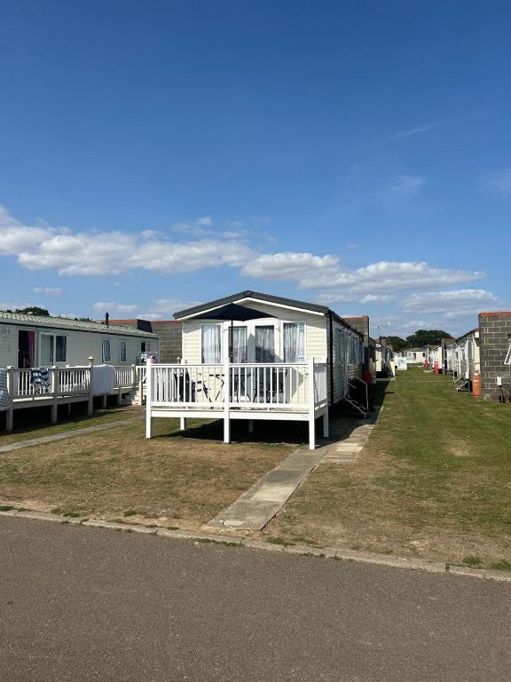 Highfield Grange Holiday Park, Clacton-on-Sea (updated prices 2025)