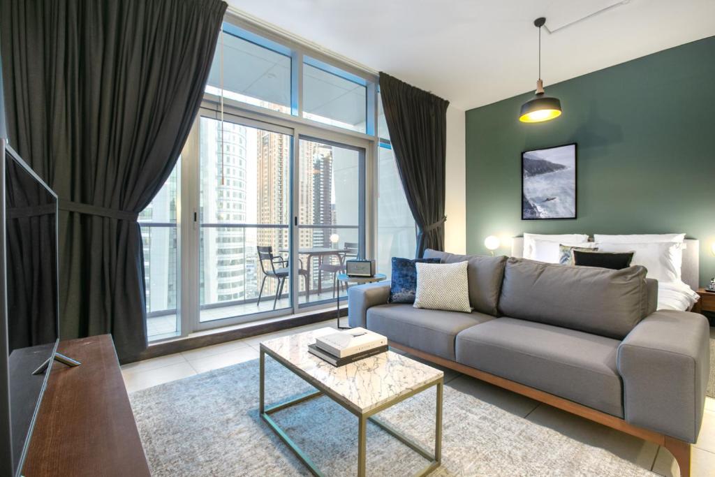 Blueground JLT city view pool doorman DXB-551, Dubai (updated prices 2025)