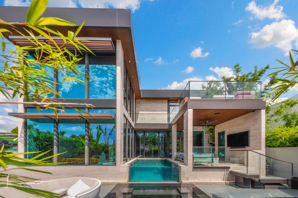 VILLA MODERN SUPER LUXURY MIAMI BEACh, Miami (updated prices 2025)