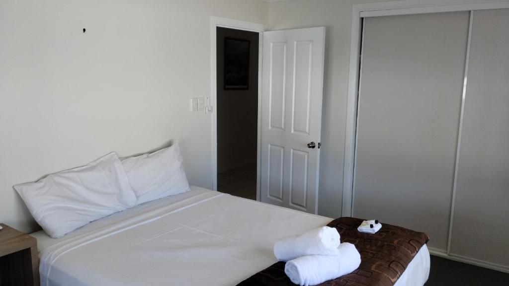 Tully Motel, Tully (updated prices 2025)