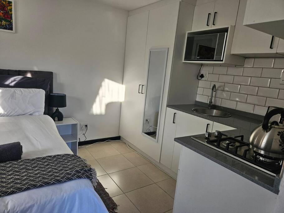 Cozy Private Studio, Cape Town (updated prices 2024)