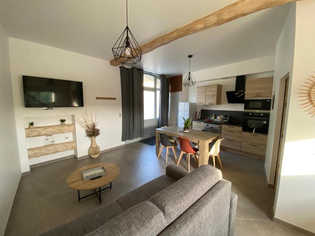 T2 Chez Mongery, Landreville (updated prices 2025)