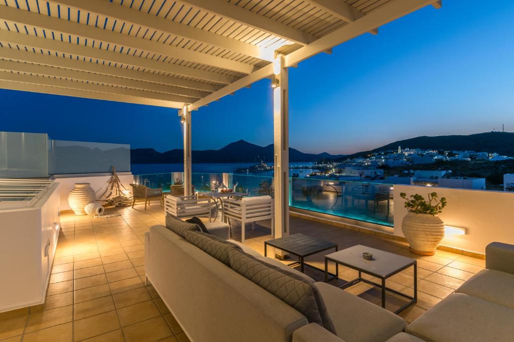 Ostria Hotel , Adamas (updated prices 2026)