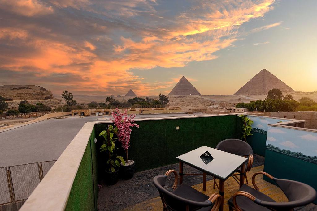 Capital Hotel Front Pyramids & Sphinx View, Cairo (updated prices 2025)