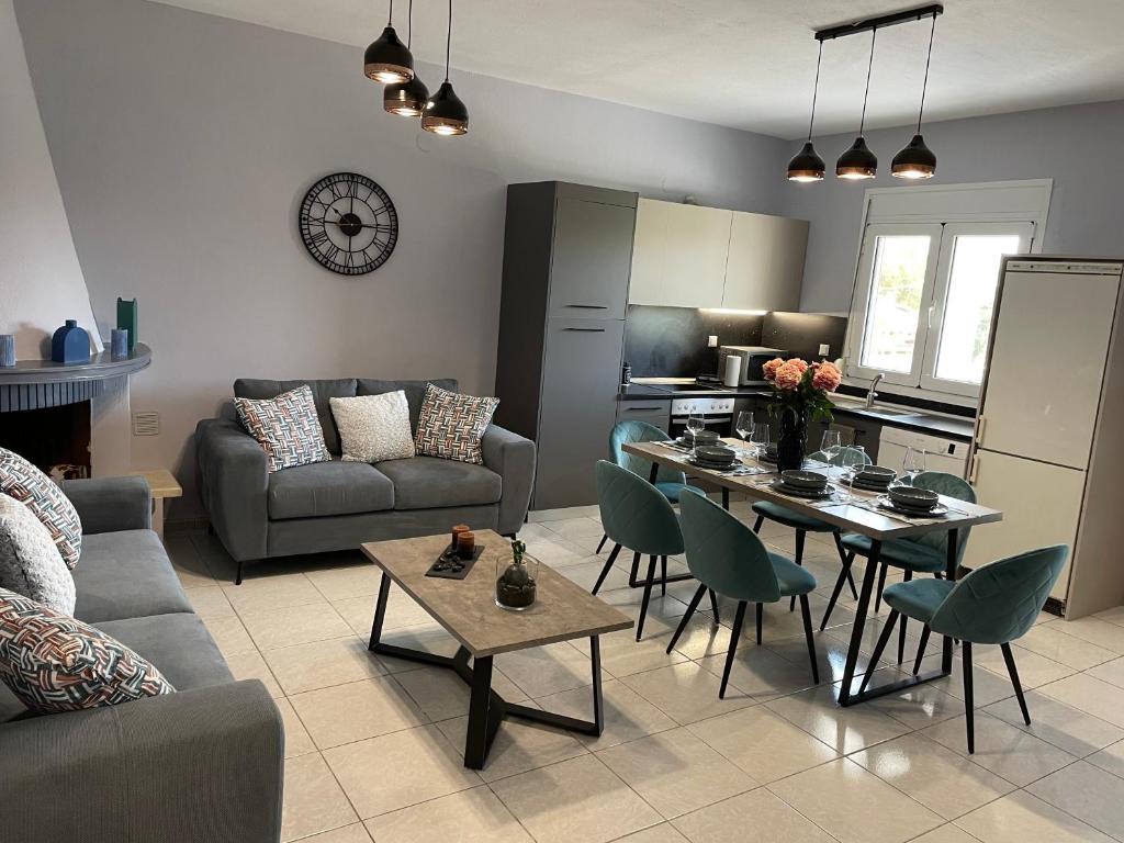 Hellens Villa, Ofrínion (updated prices 2026)
