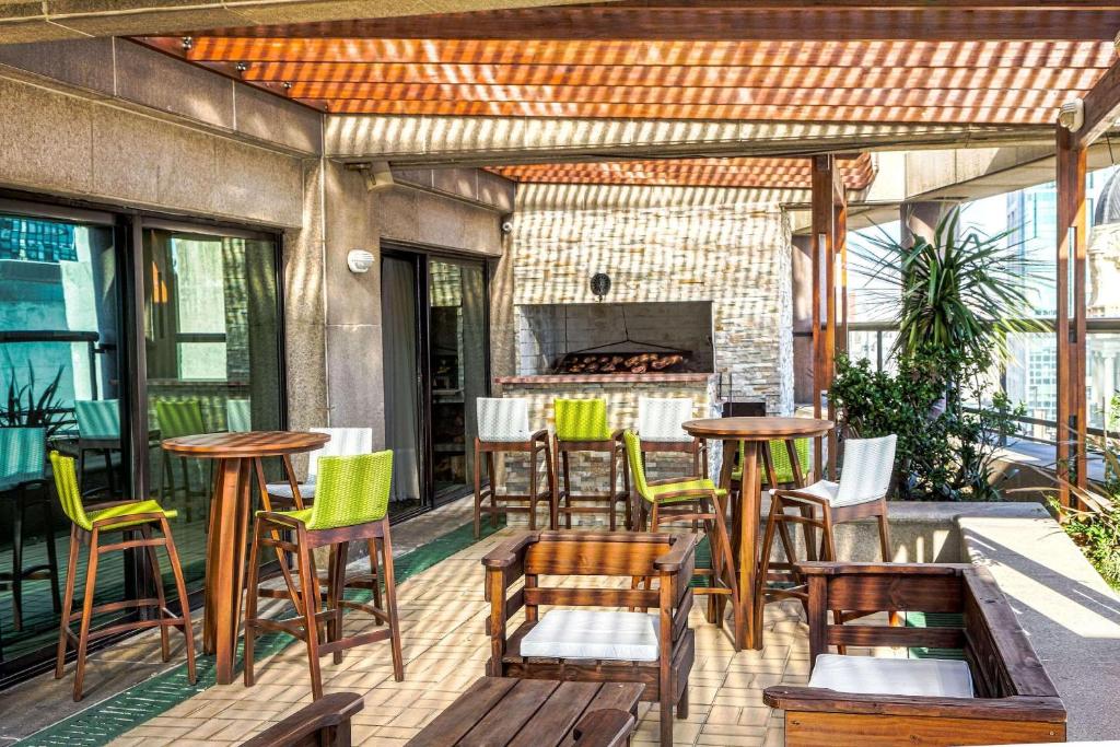 Radisson Montevideo Victoria Plaza Hotel, Montevideo (updated prices 2025)