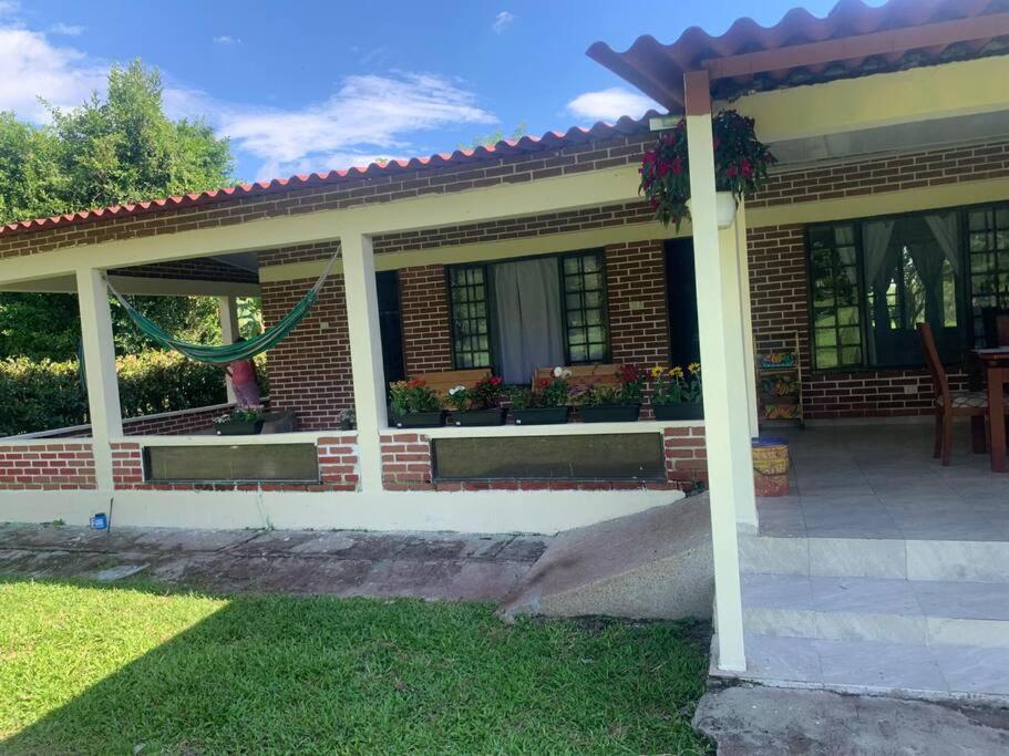 Casa Campestre Tierra El Encanto（アルメニア）：（最新料金：2025年）