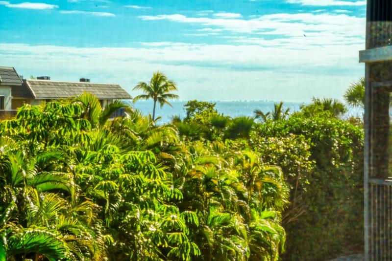 Updated Two Bedroom Beach Residence at Compass Point - Sanibel, FL ...