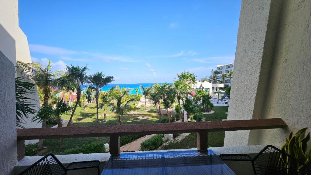 Front Beach Studio, Cancún (updated prices 2025)