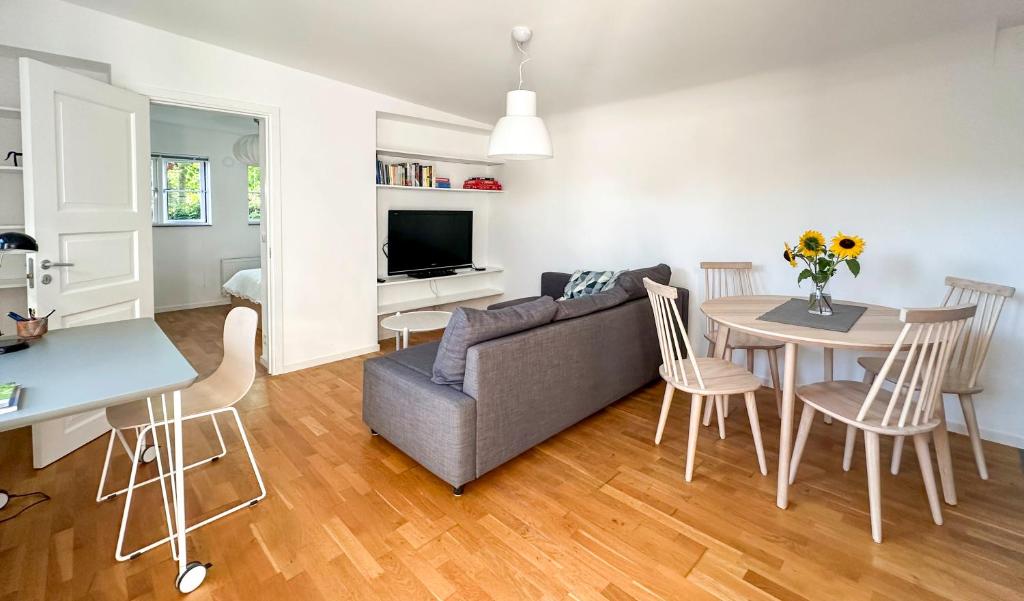 Small independent apartment in Lund, Lund (updated prices 2025)