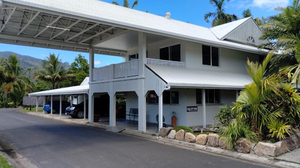 Tully Motel, Tully (updated prices 2026)