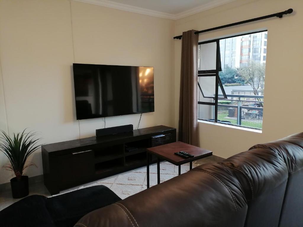 Executives Suites-Westpoint Sandton, Johannesburg (updated prices 2025)