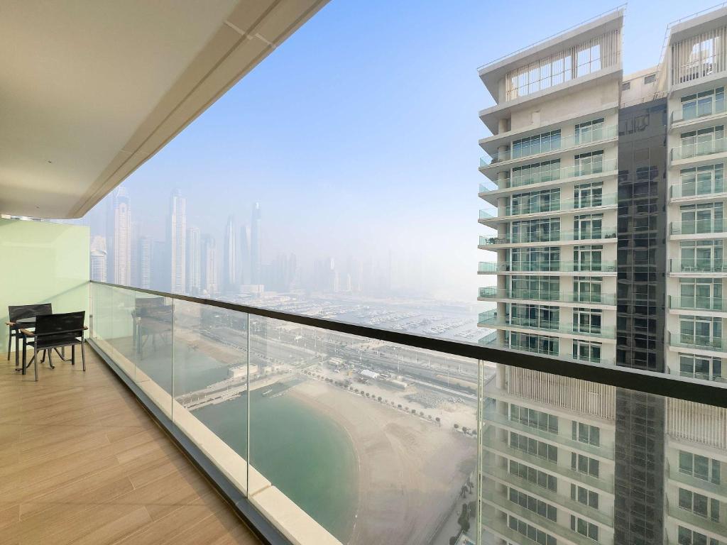 Silkhaus 1BDR Marina Vista with Private Beach Access, Dubái (precios ...